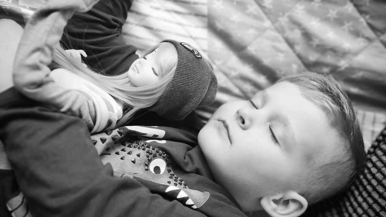 Michaela – Smart Doll Store