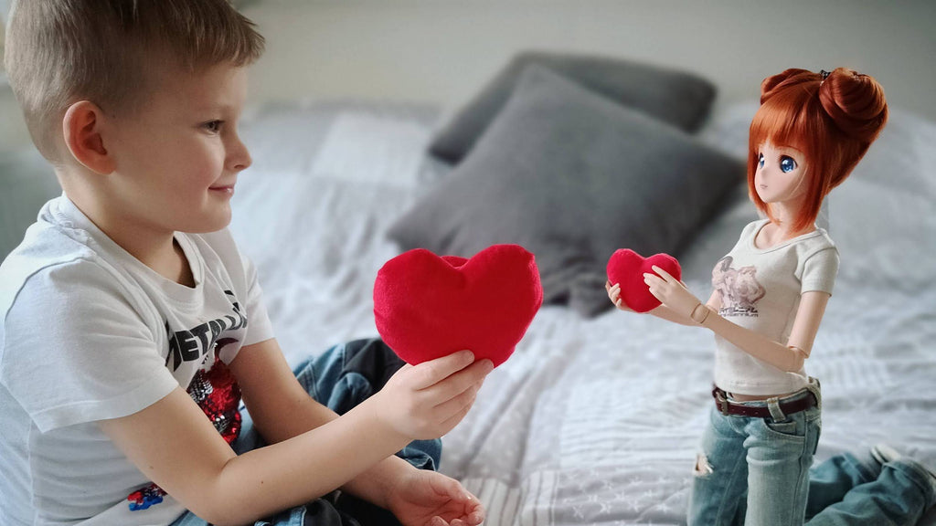 Michaela – Smart Doll Store