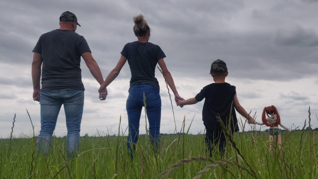 Michaela – Smart Doll Store